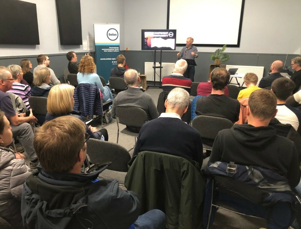 Confident Christianity – Donwfield Mains in Dundee – Solas